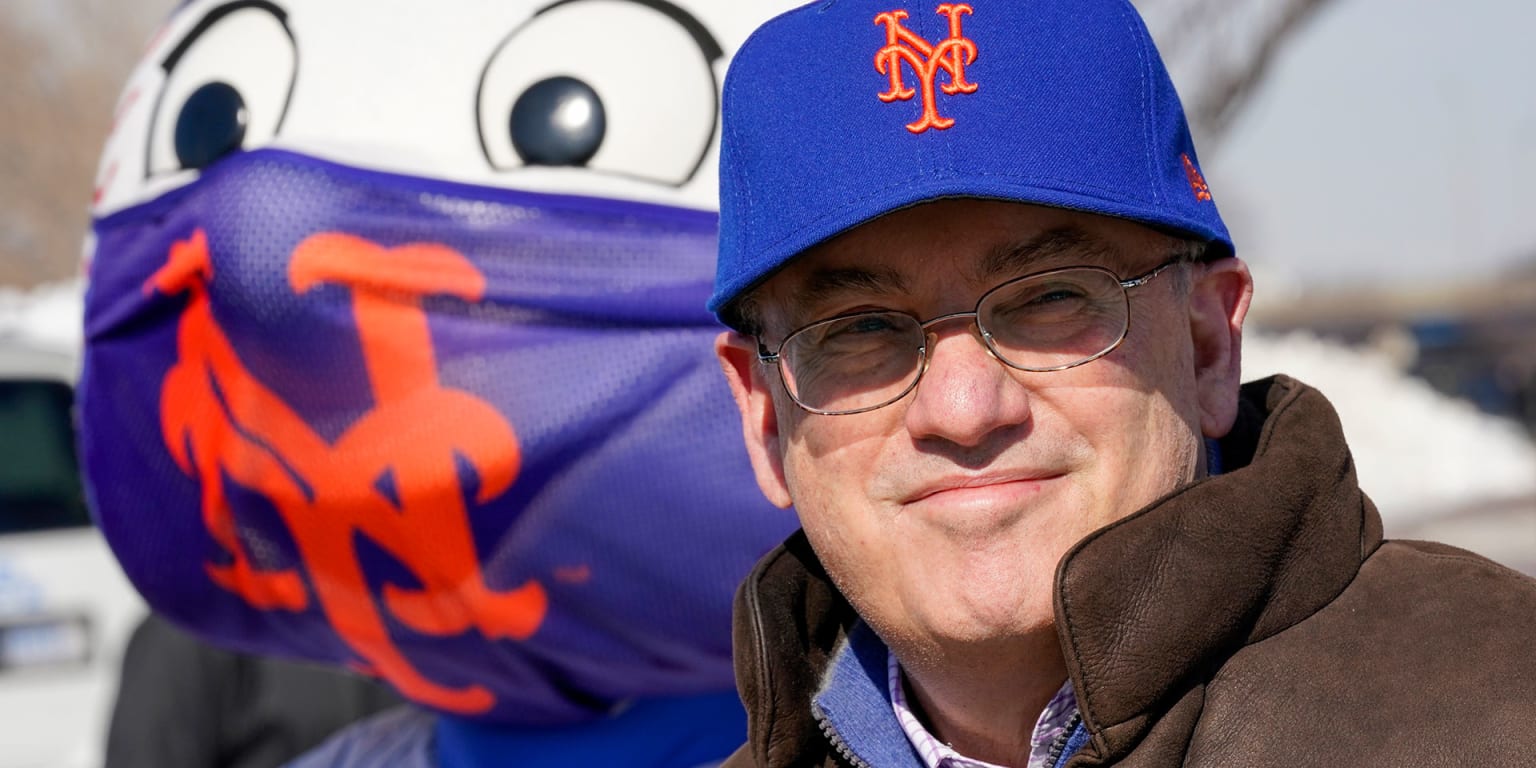 Stearns y Beane, opciones difíciles para Mets