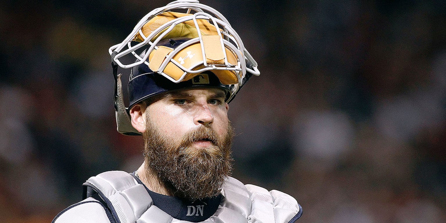 Padres trade catcher Derek Norris to Nationals