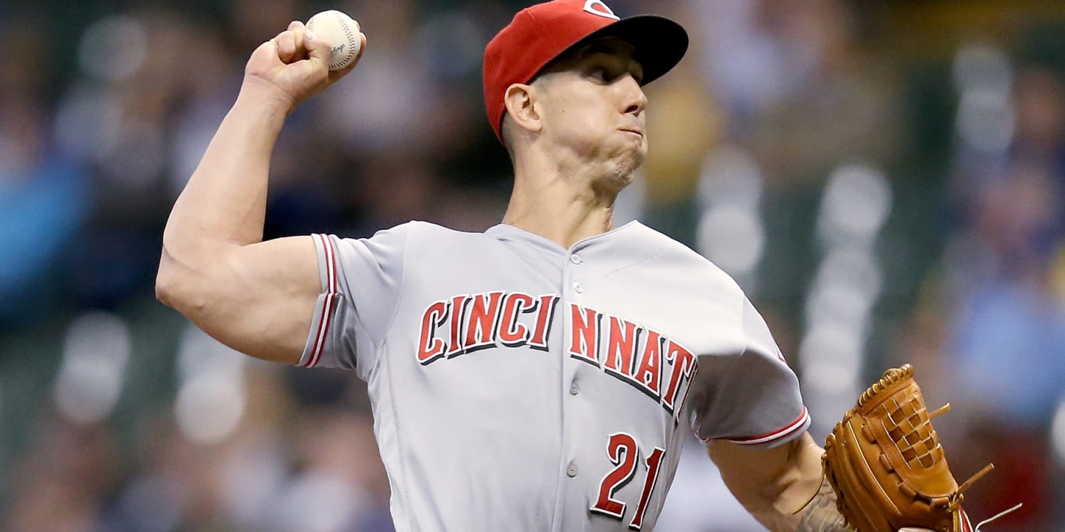 Michael Lorenzen dominates in Milwaukee
