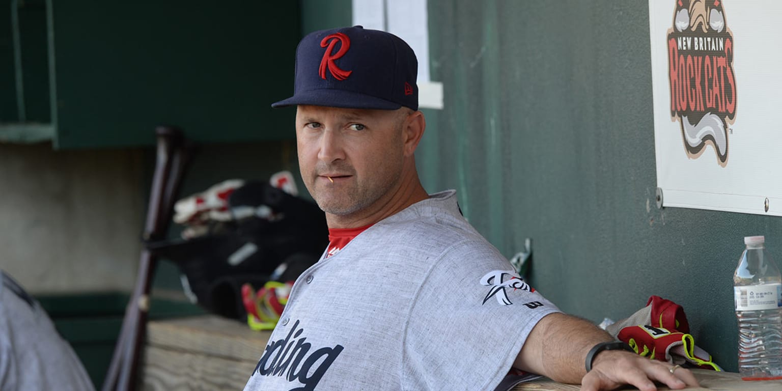 Dusty Wathan manage Triple-A Lehigh Valley