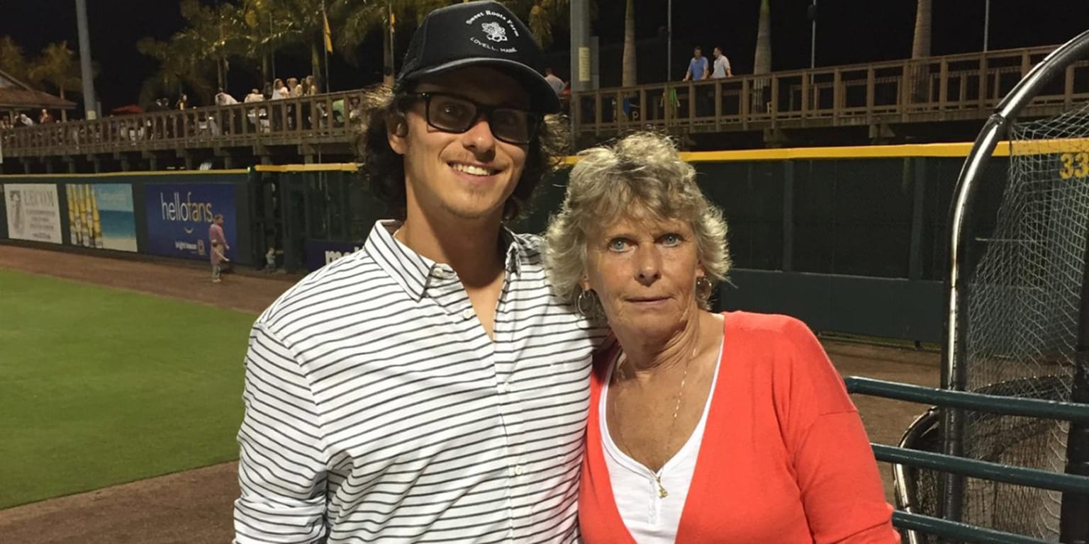 Jeff Locke and mom have tight relationship