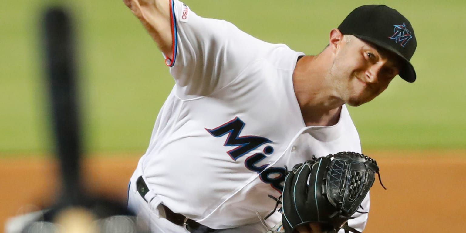 Richards tuvo problemas pero relevistas rondaron la perfección