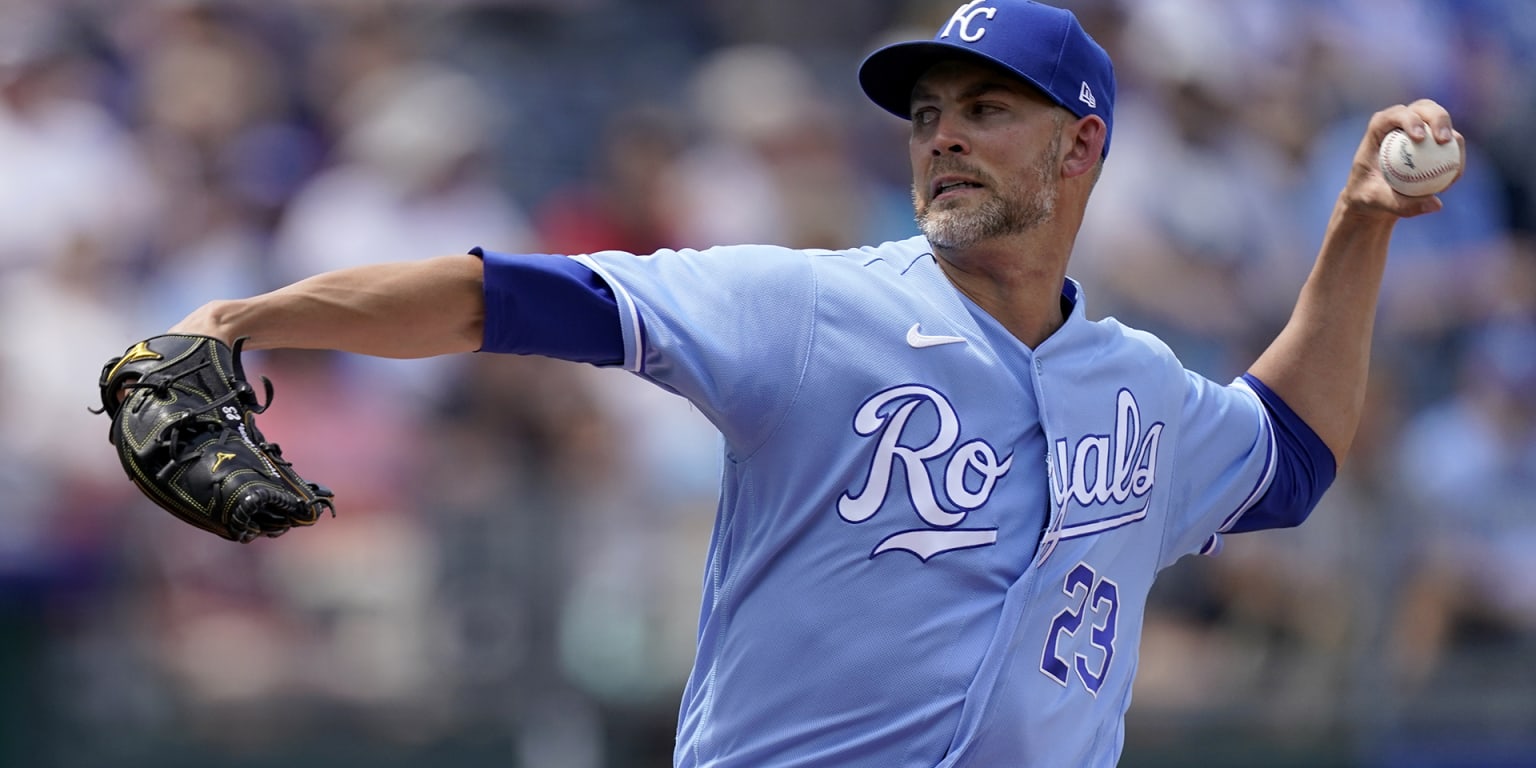 Mike Minor, Royals lose back-and-forth affair to Twins