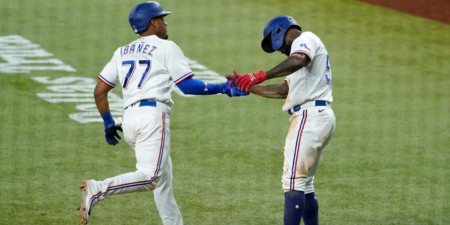 Andy Ibáñez homers against Angels