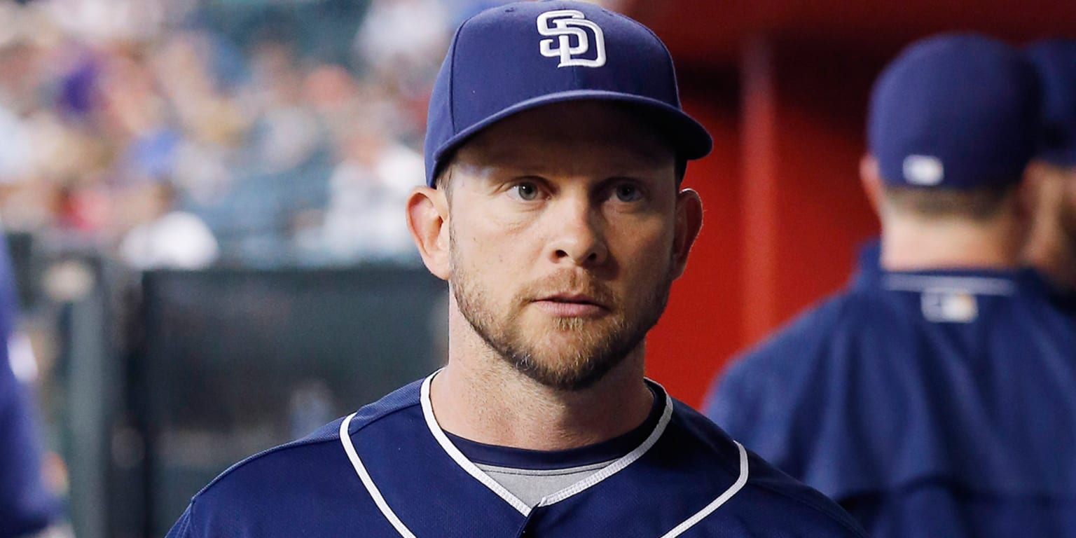 Padres' Green manages first Interleague game