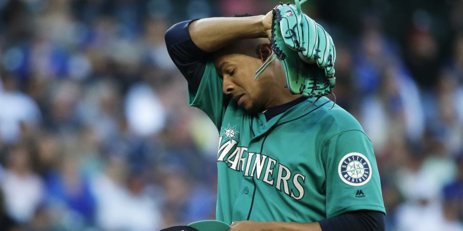 Ariel Miranda strikes out career-high 10