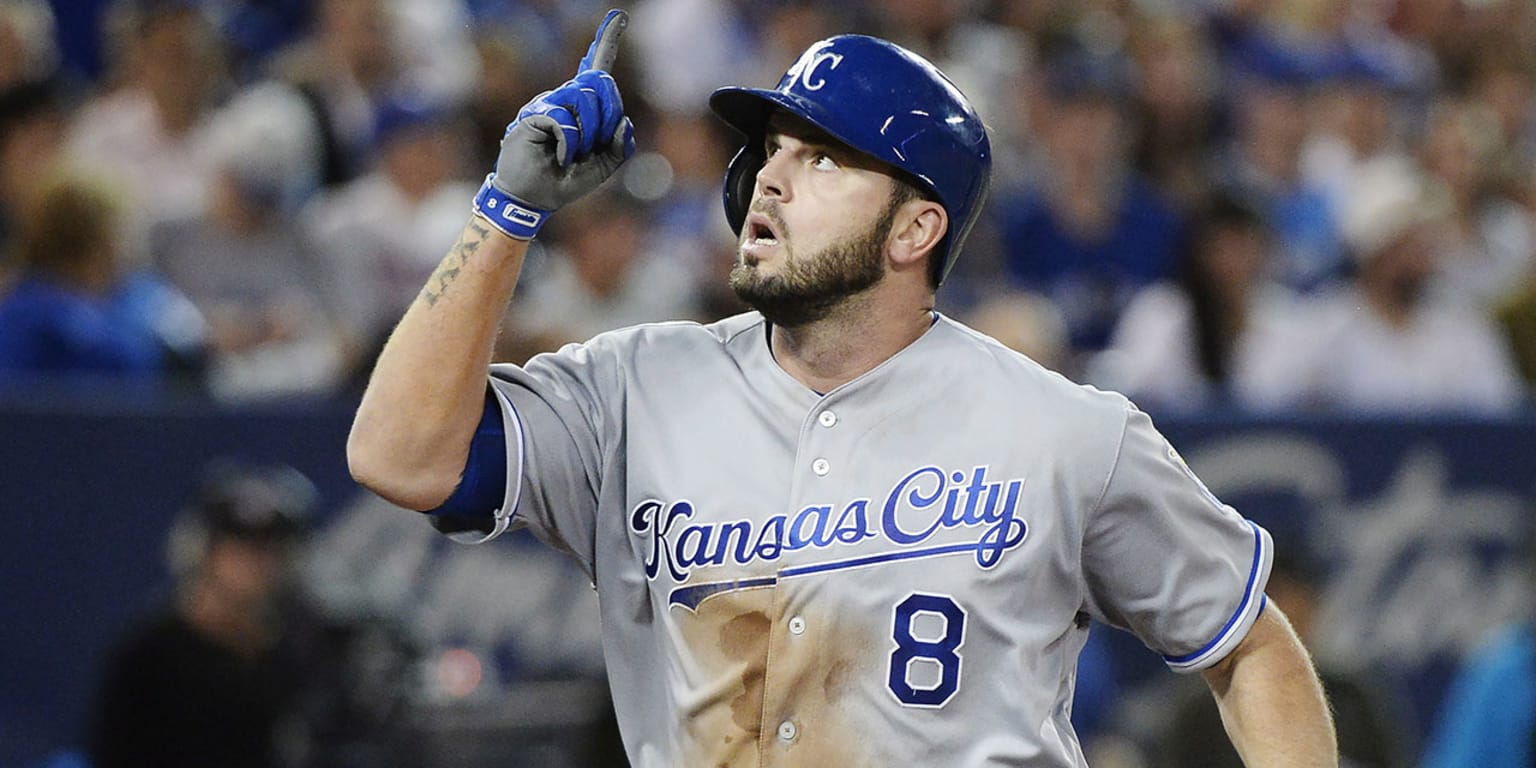 Mike Moustakas fue el Regreso del Año en la Liga Americana