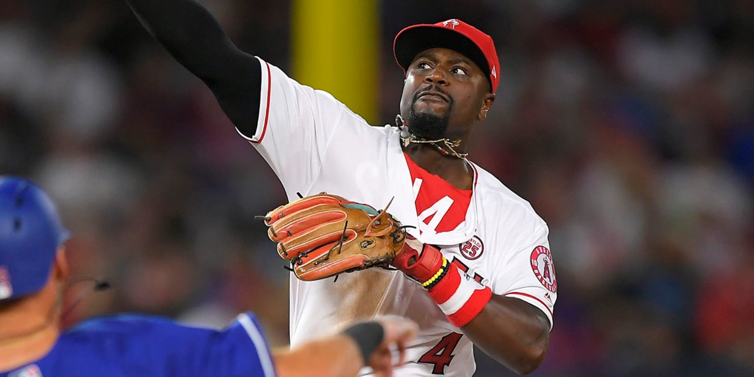 Angels' Brandon Phillips out of lineup