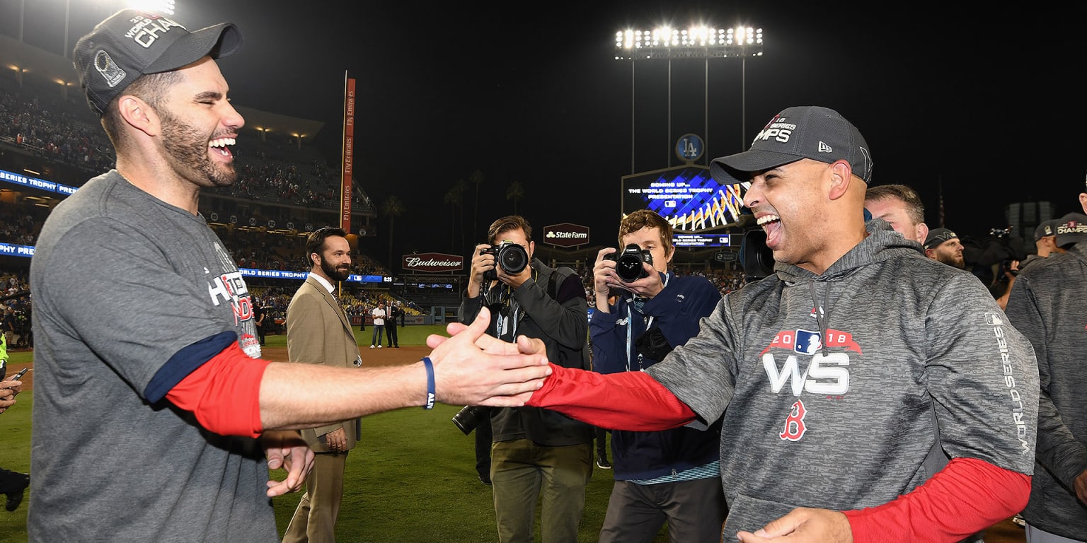 Alex Cora guides Red Sox to title in 1st year