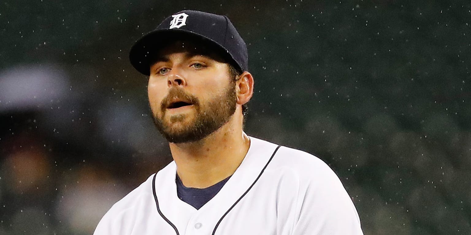 Michael Fulmer struggles against Indians