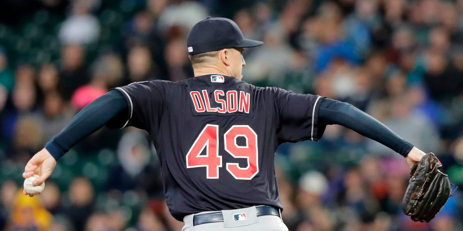 Tyler Olson begins throwing program early