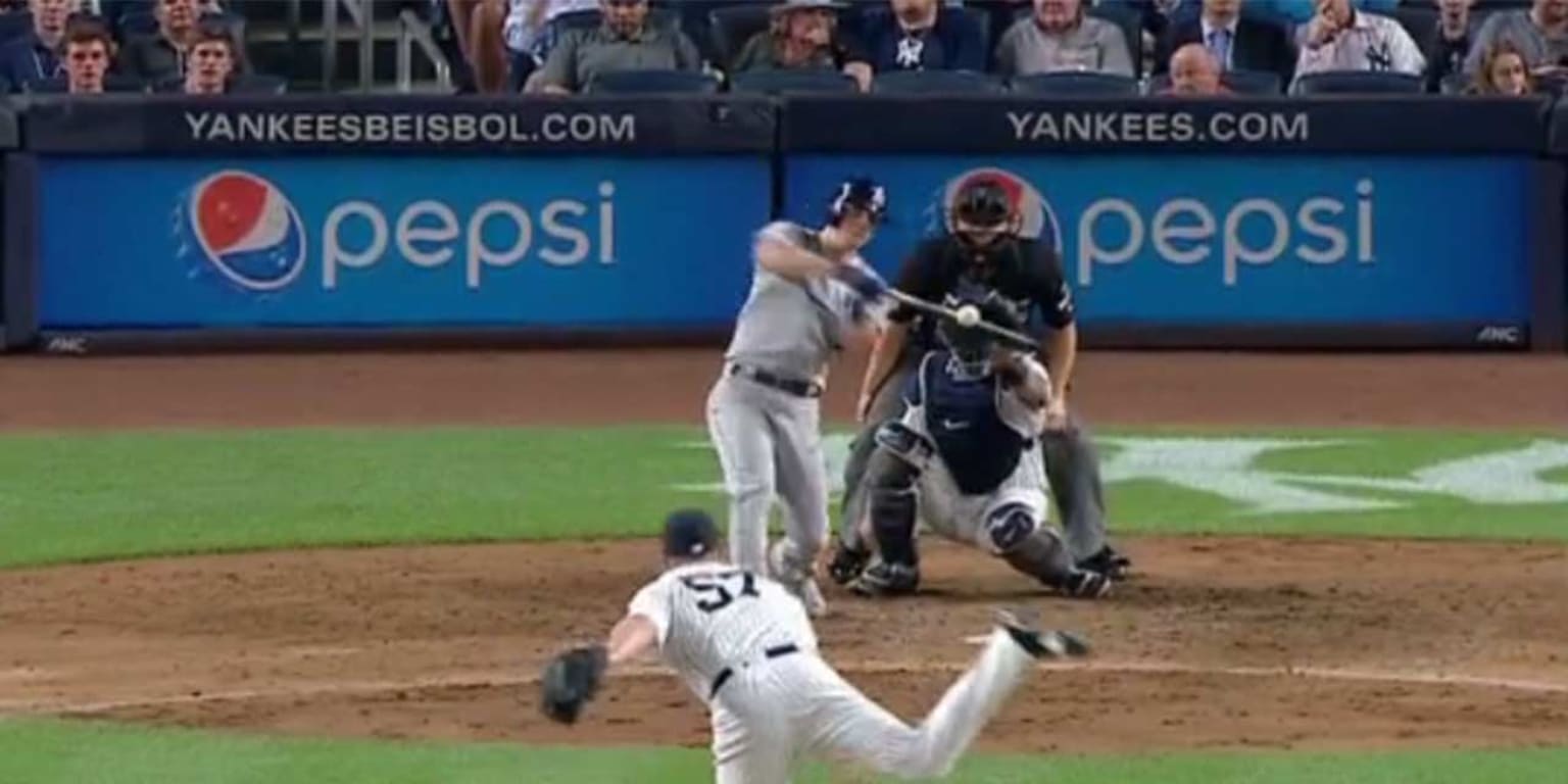 Rays' Corey Dickerson hits unusual home run