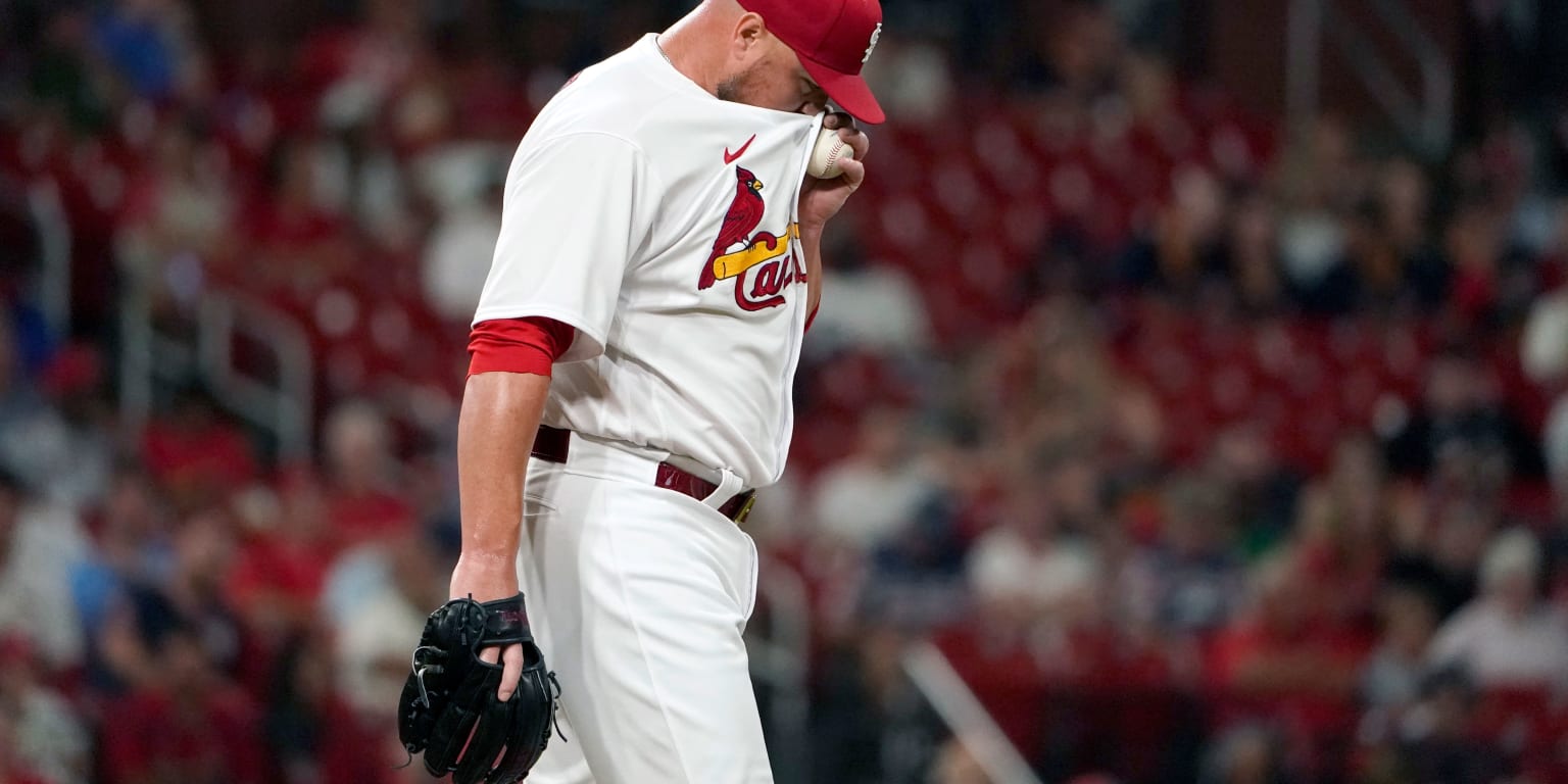Cardinals lose close game vs. Reds
