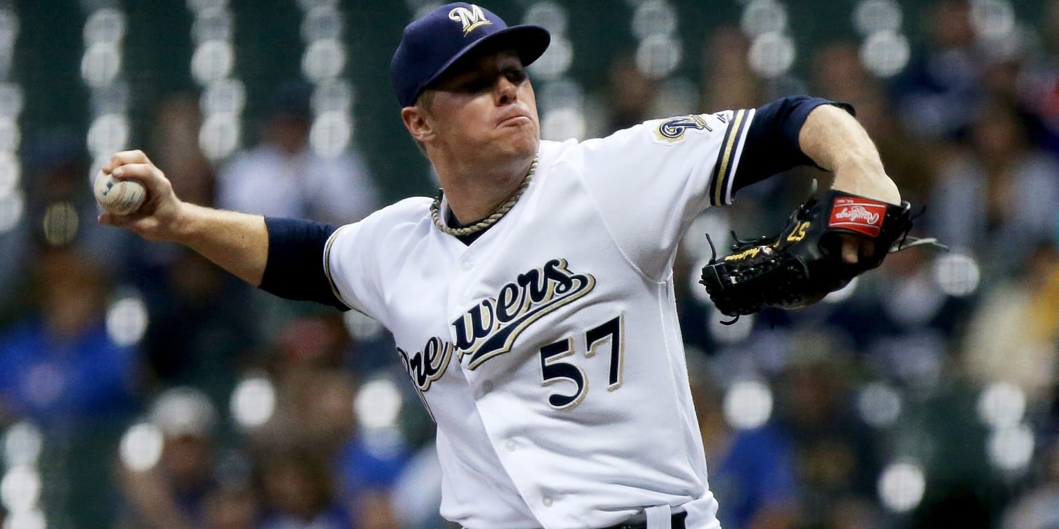 Brewers, Chase Anderson win finale vs. Pirates
