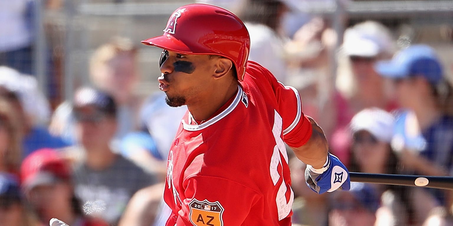 Angels' Ben Revere hits home run vs. Mariners