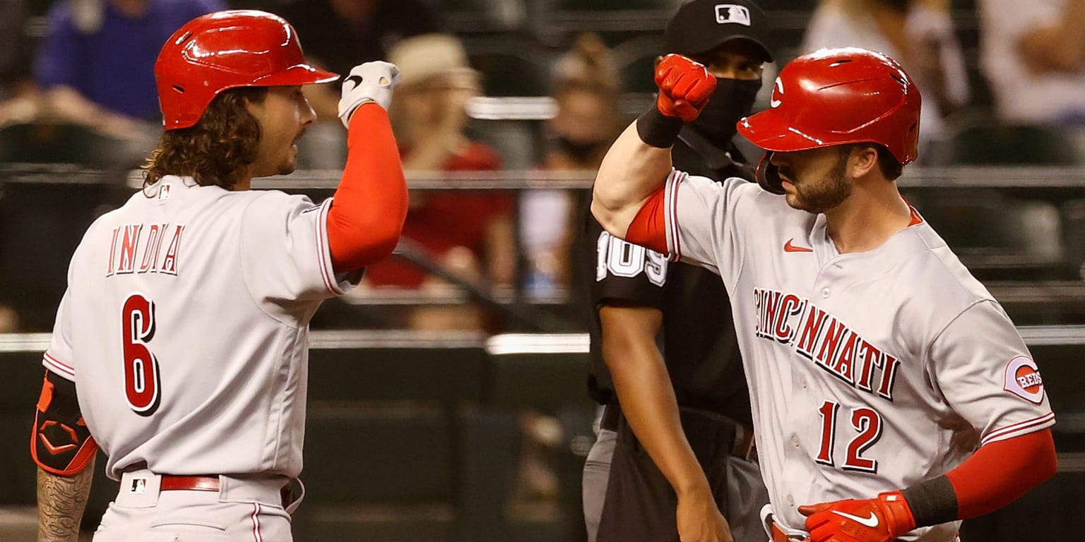 Tyler Naquin clobbers another deep homer