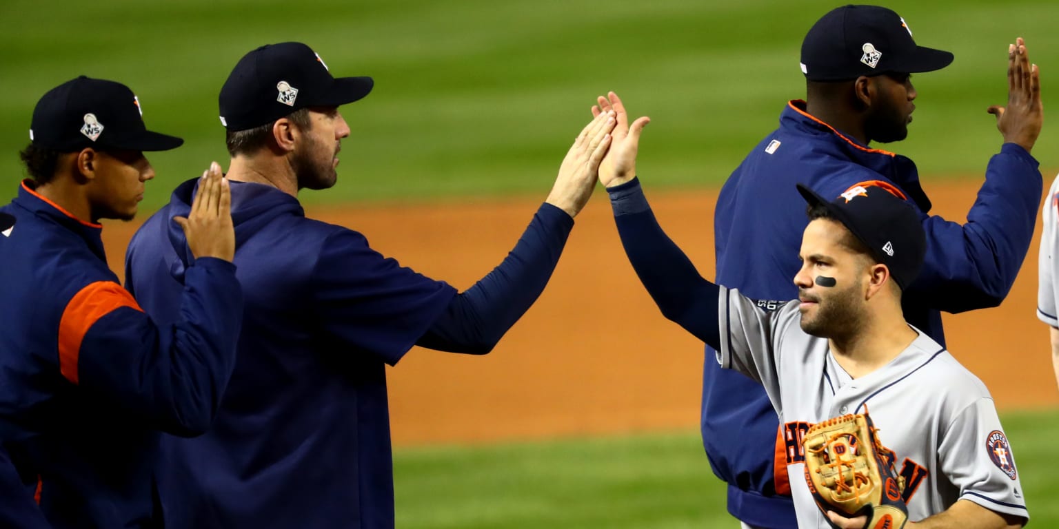 World Series Game 3 interesting facts