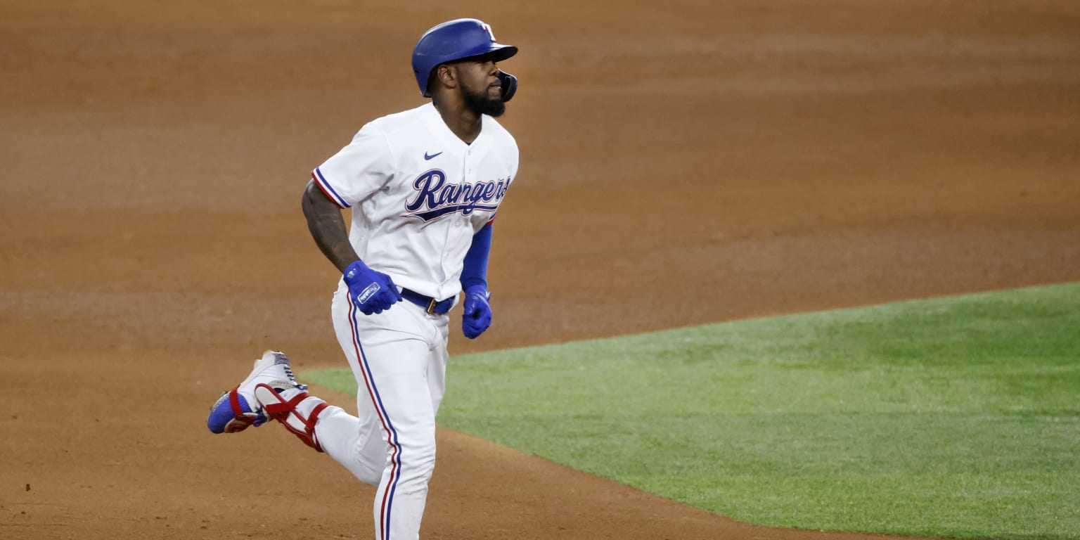 Adolis García hits two home runs in win over Astros