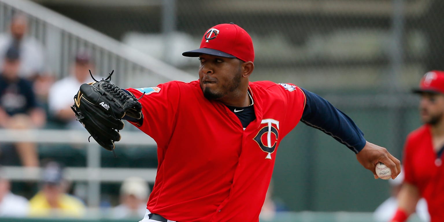 Twins reinstate Fernando Abad, option Rogers