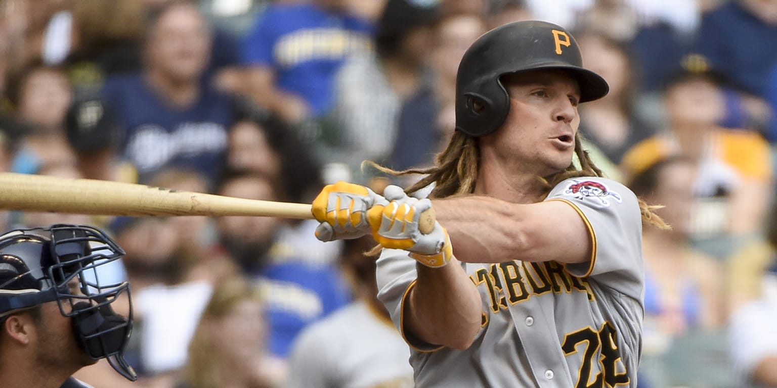 Pirates look to John Laso at first base