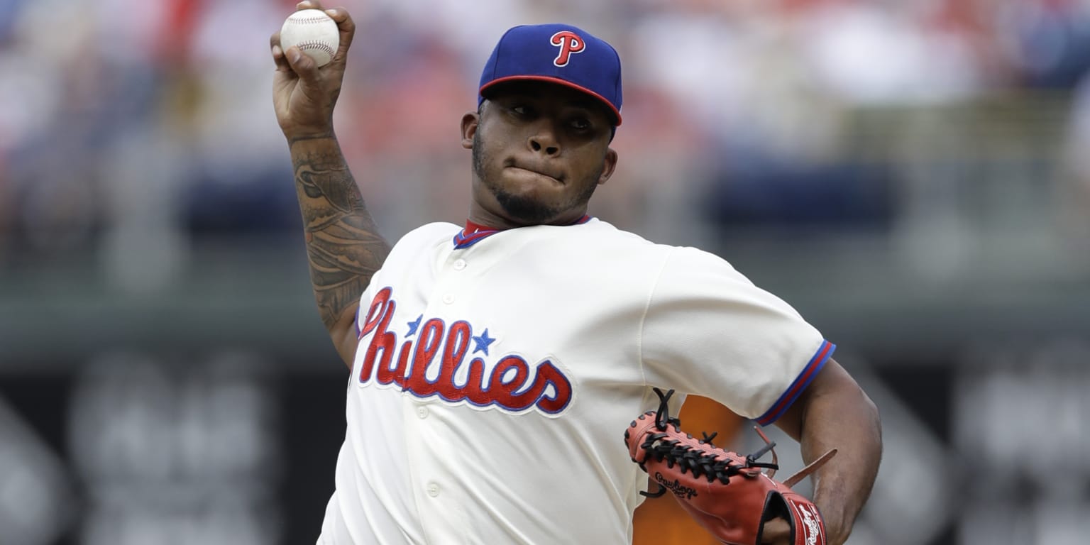 Phillies recall reliever Edubray Ramos