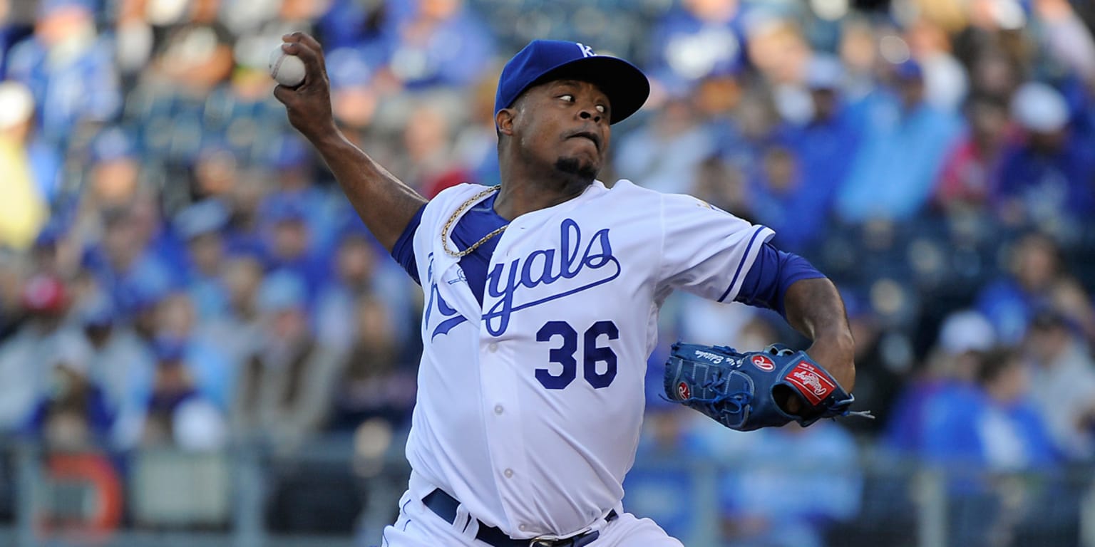 Edinson Volquez, defense lead Royals to win