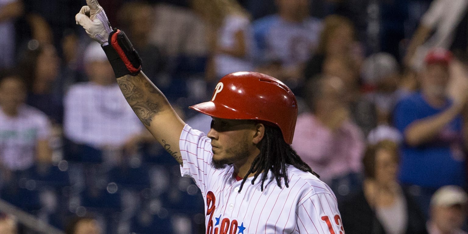 Roman Quinn, Hellickson lead Phils in win