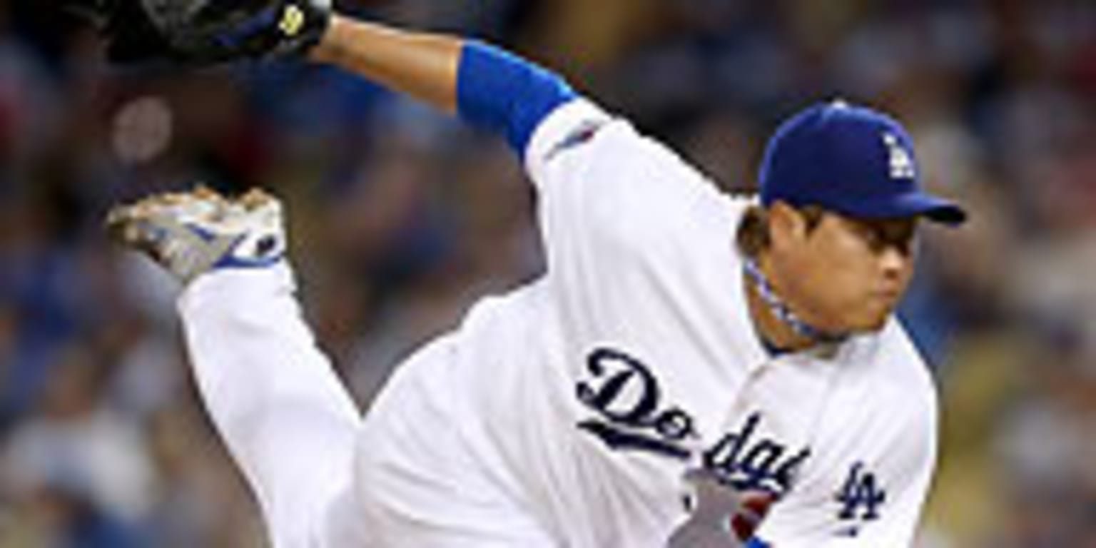 Dodgers back superb Hyun-Jin Ryu in Game 3 victory vs. Cardinals
