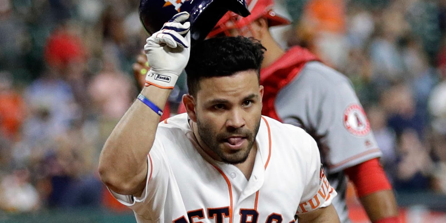 Jose Altuve puts Beat the Streak leader at 44