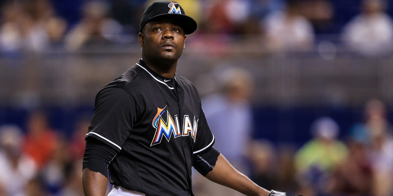 Marlins decline Fernando Rodney's club option