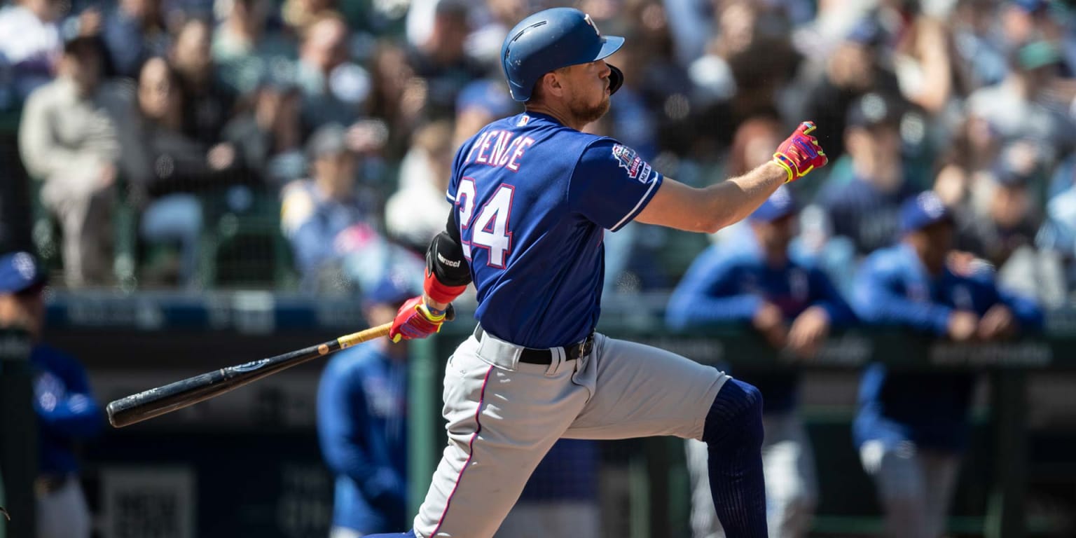 Hunter Pence makes case for more playing time