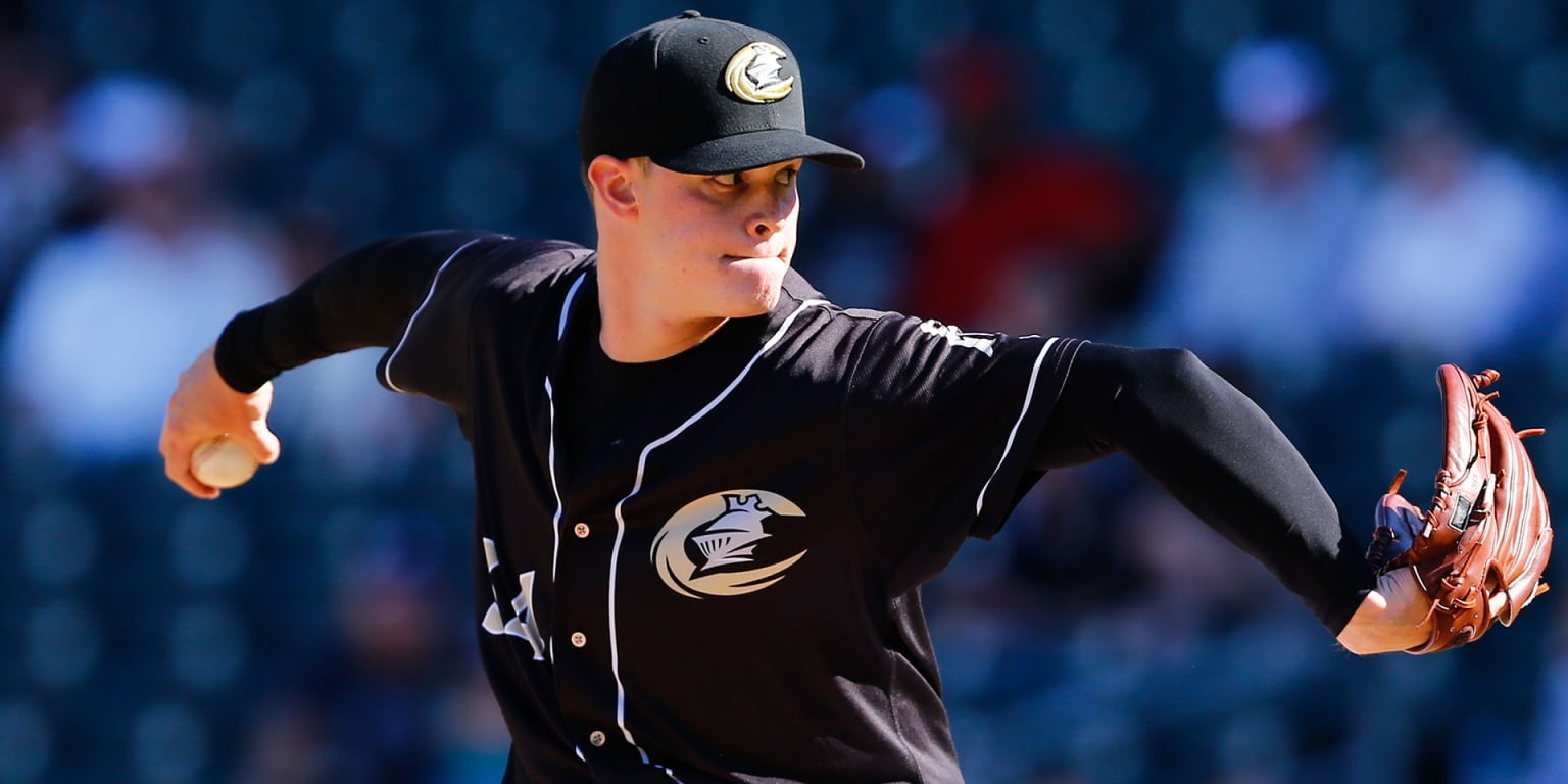 Zack Burdi enters offseason healthy