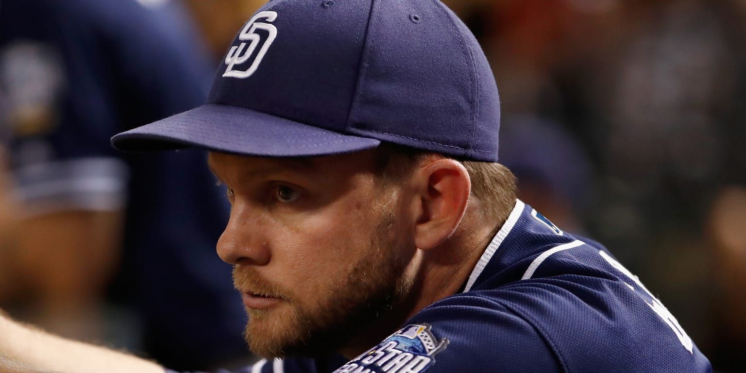 Padres manager Andy Green takes exception