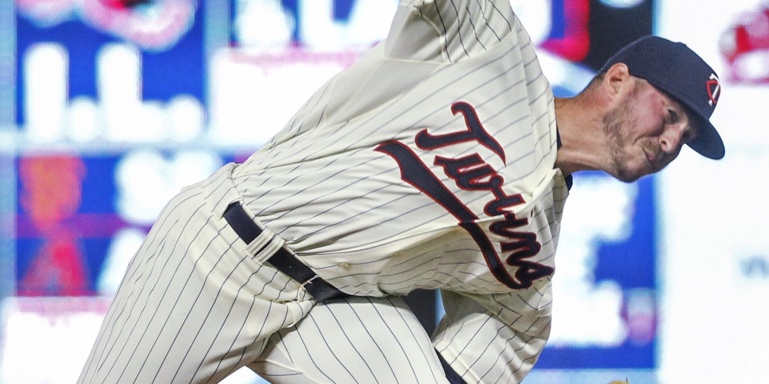 Oliver Drake pitches for MLB record 5th club