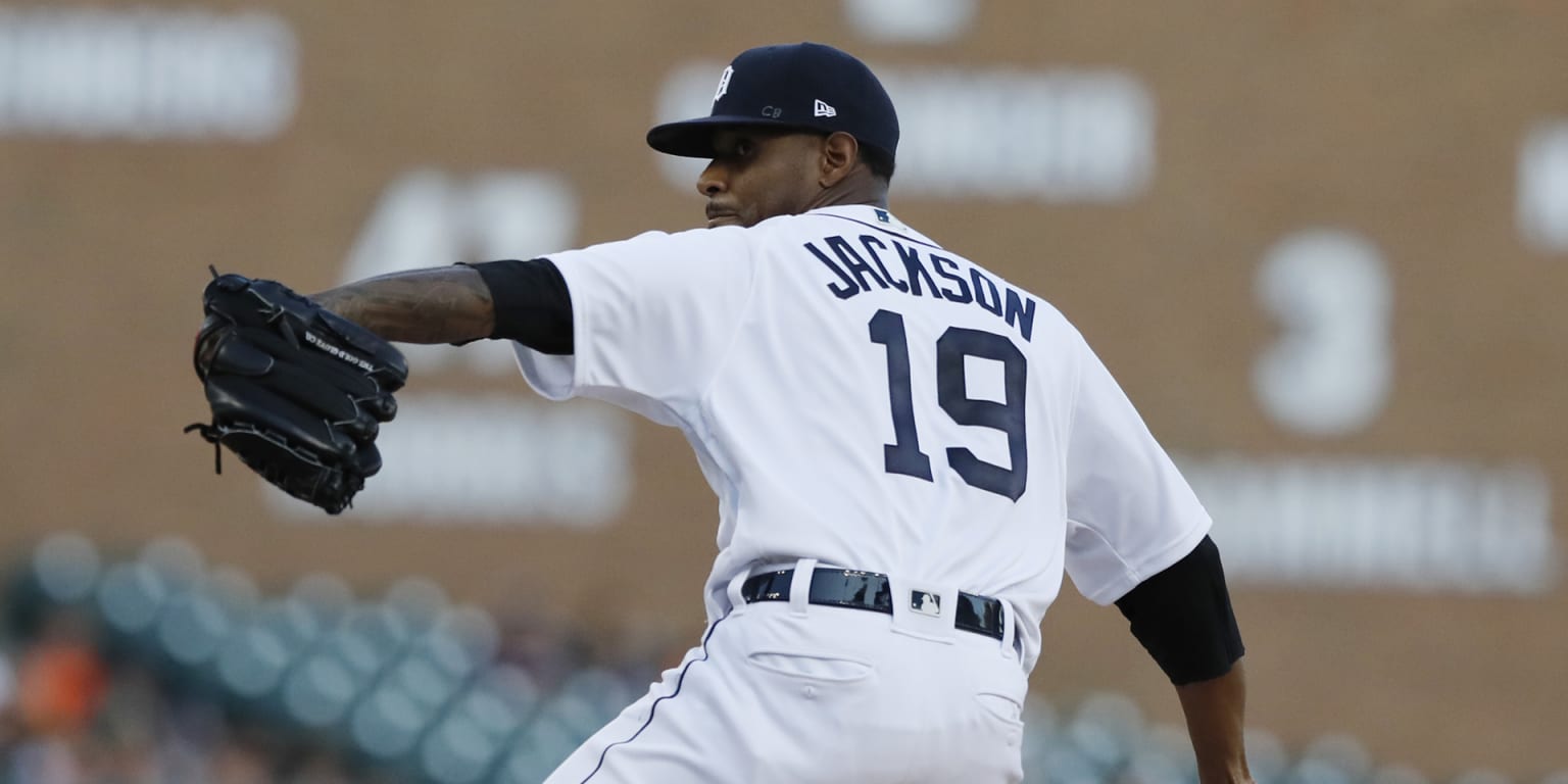Edwin Jackson pins down Royals in Tigers return
