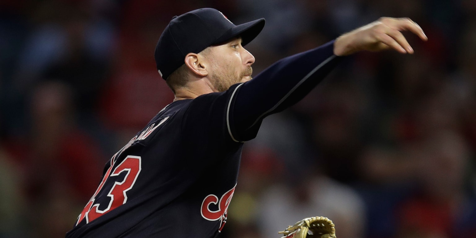 Josh Tomlin getting extra rest for back