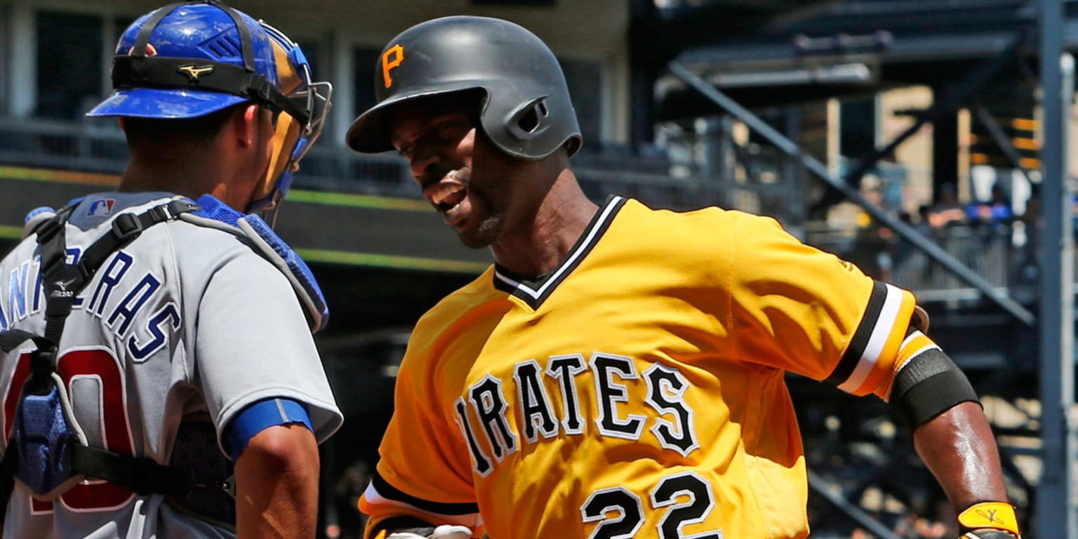 Pirates' McCutchen gets hot to end first half