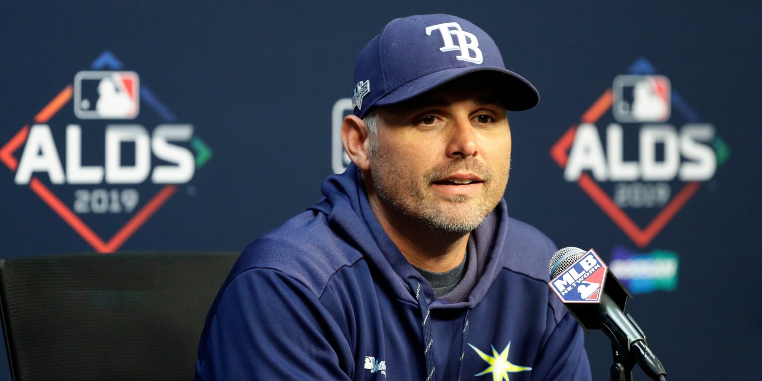 Kevin Cash going with all hands on deck for Game 3
