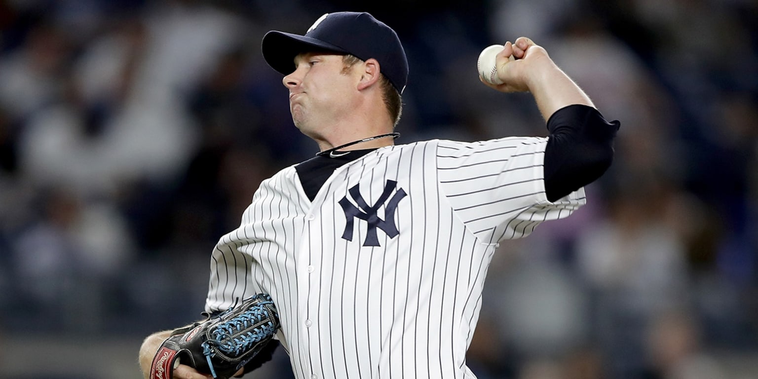 Yankees trade pitcher Phil Coke to Pirates