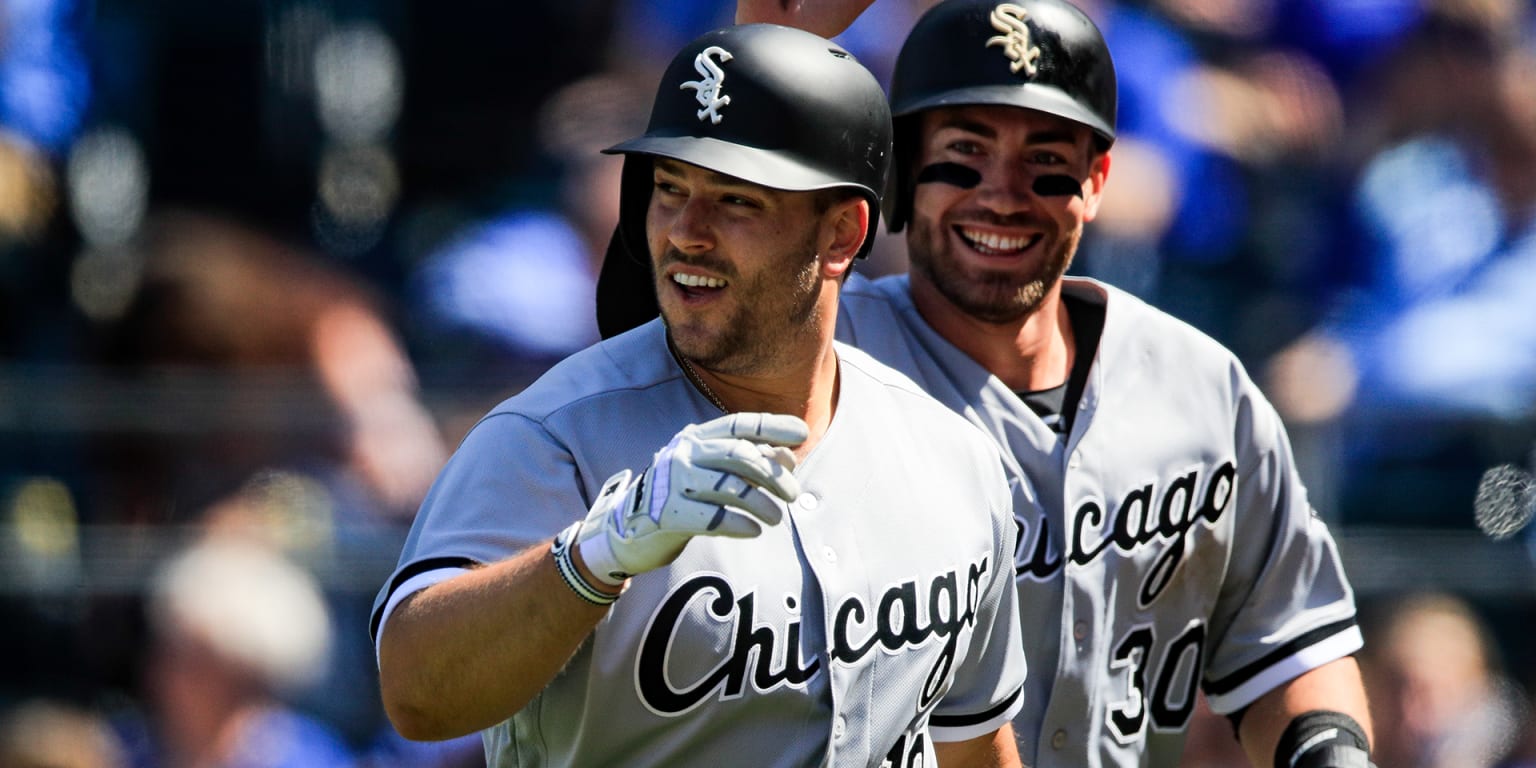 Daniel Palka goes 4-for-5 in win vs. Royals