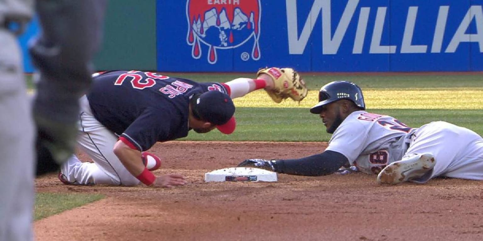Niko Goodrum avoided a tag in the most beautiful way possible | MLB.com