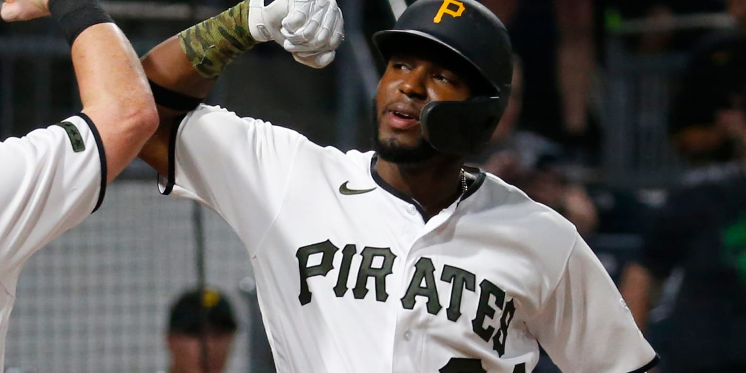 Rodolfo Castro fija récord con sus dos HR