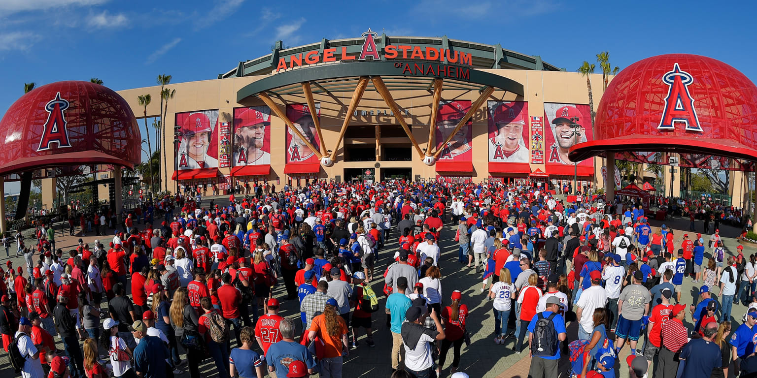 Anaheim extends Angel Stadium lease 1 year