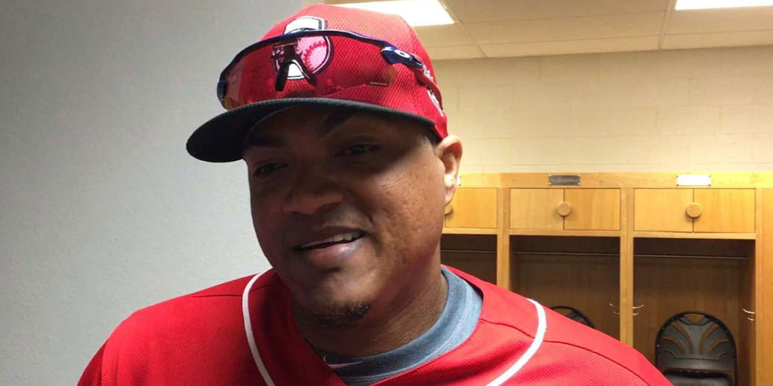 Reds' Alfredo Simon perfect in spring debut