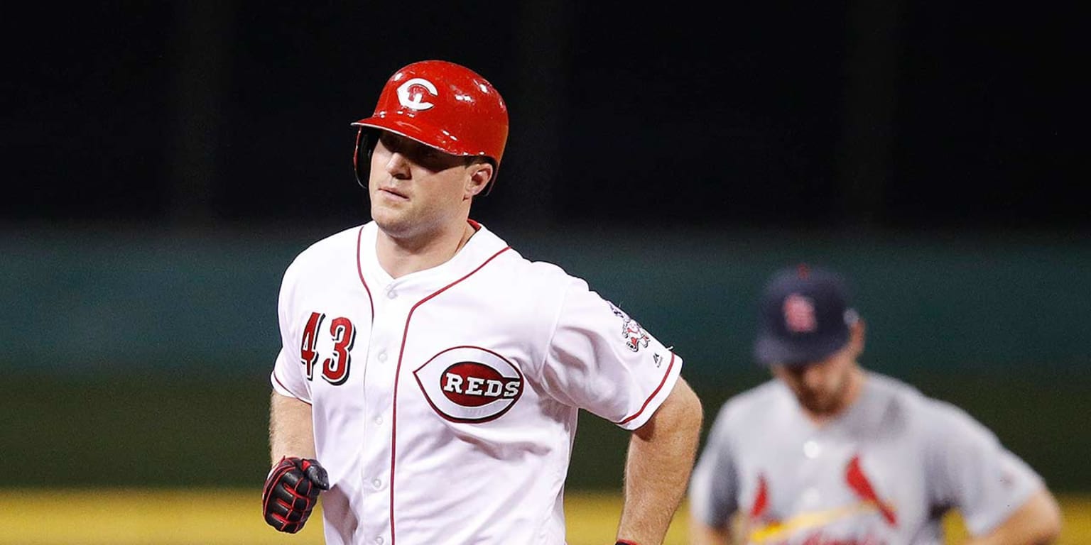 Reds' Scott Schebler snaps slump with 2 homers