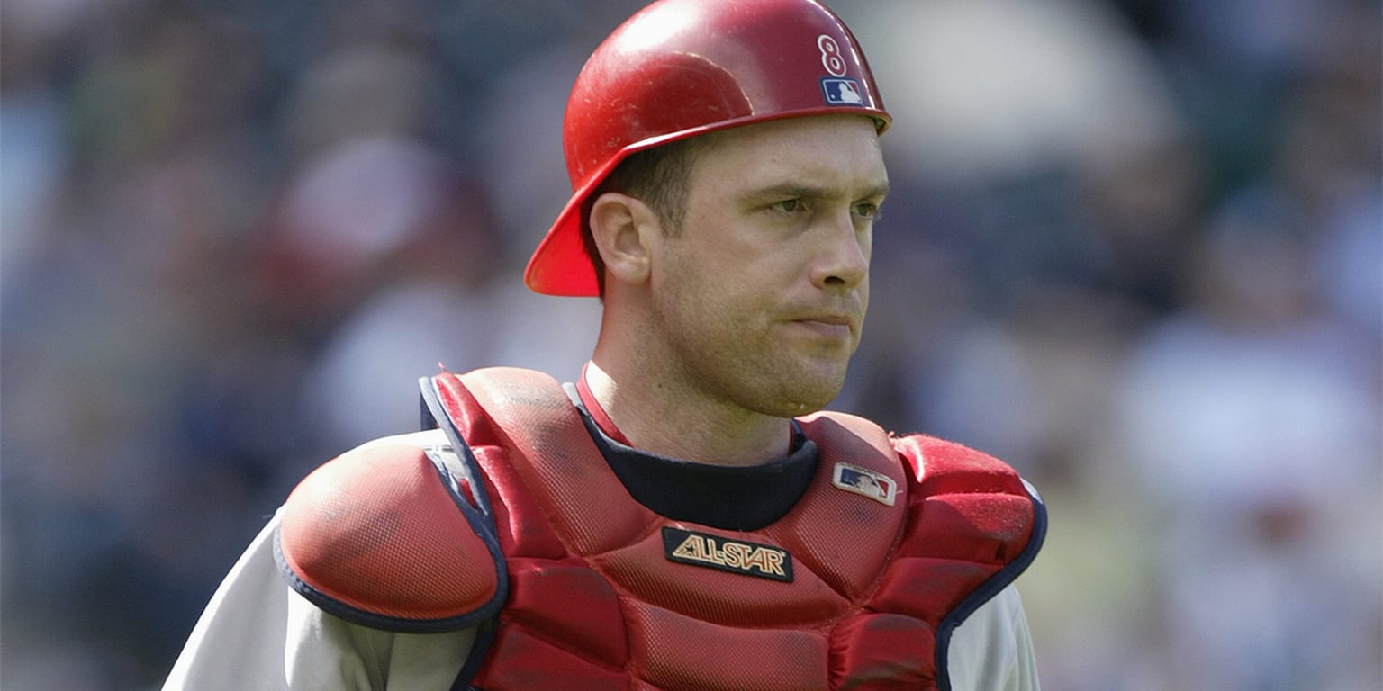 Angels hire Yankees' Josh Paul for bench coach