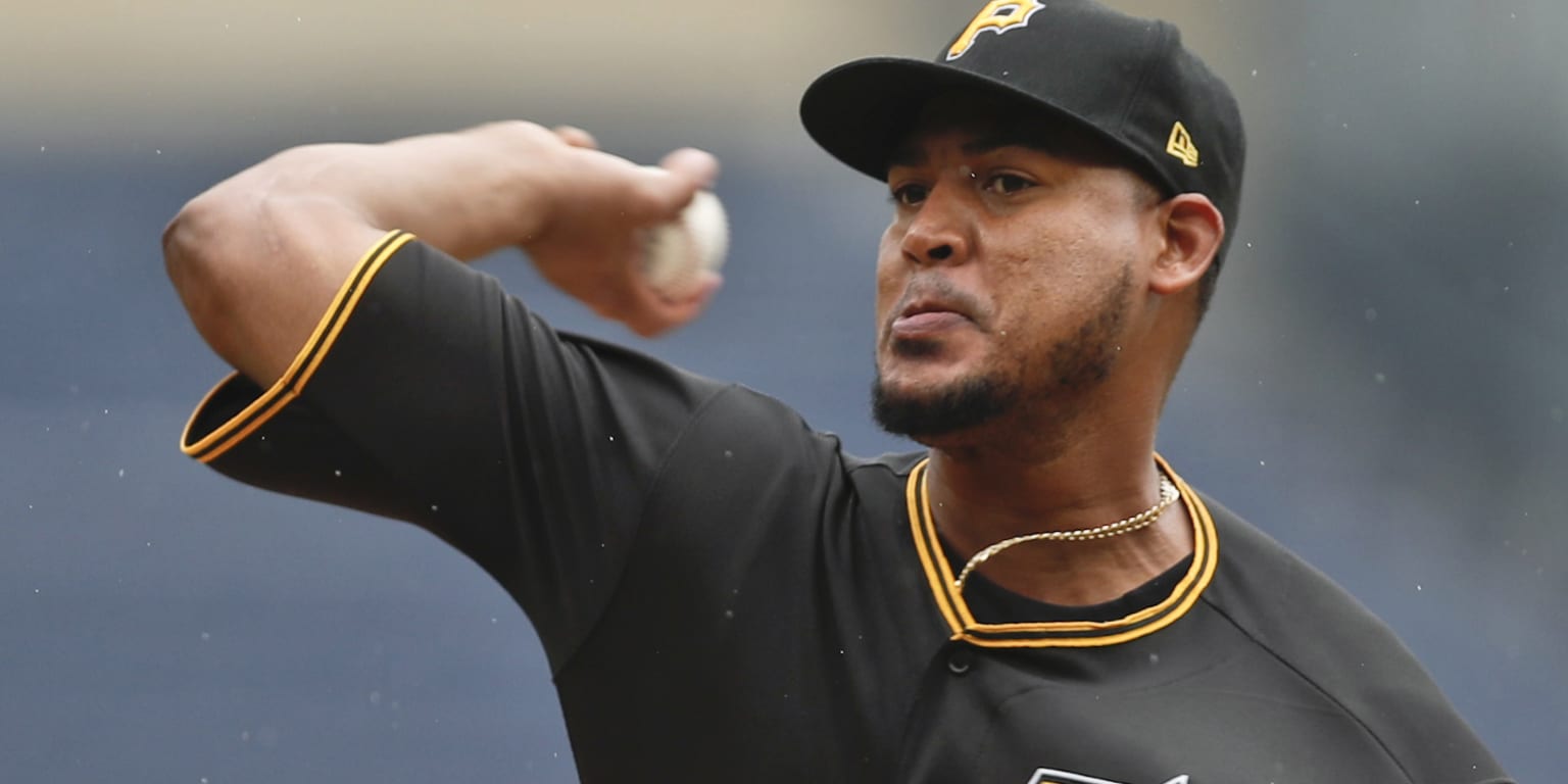 Ivan Nova brings experience to young White Sox
