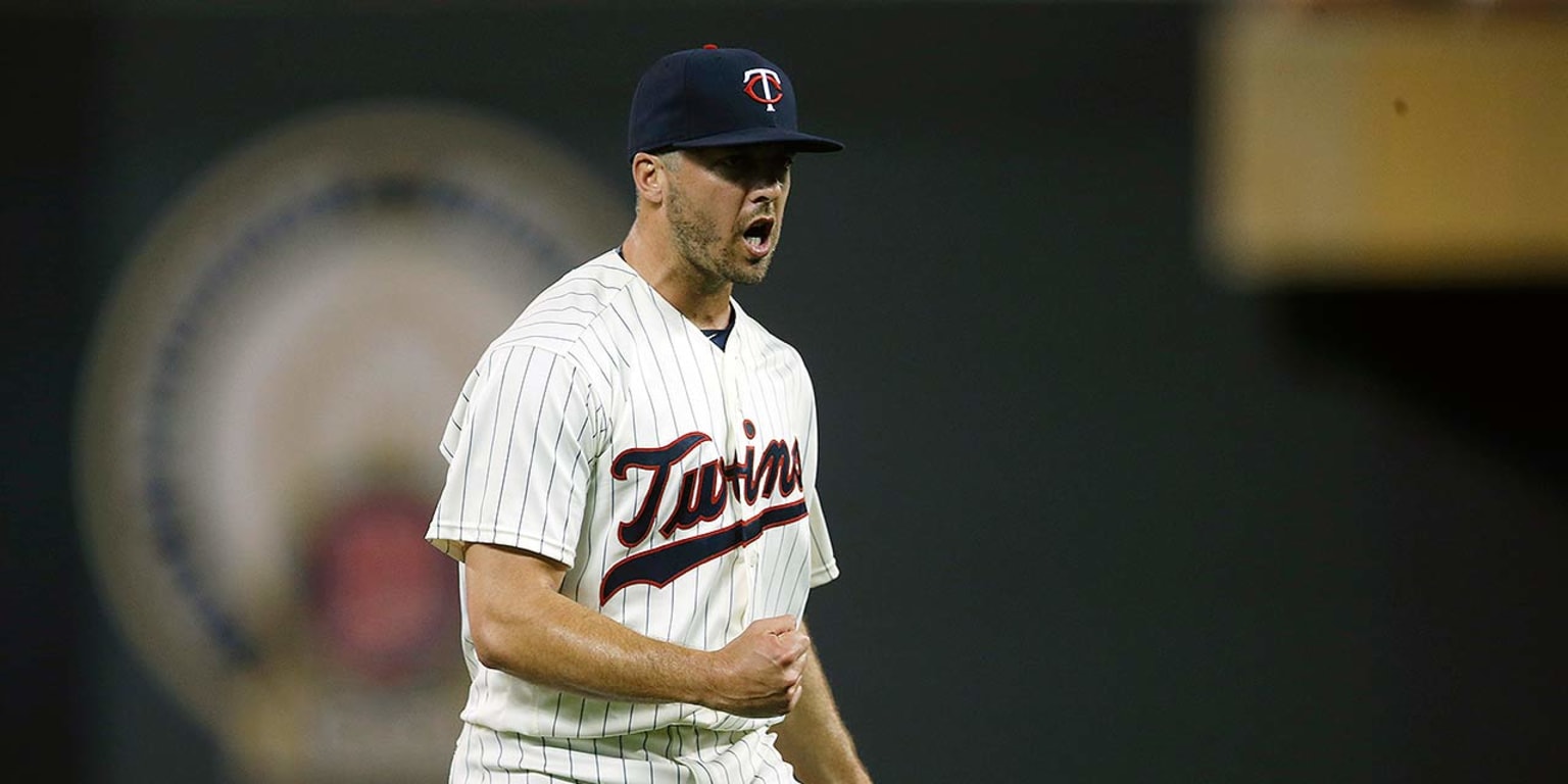 Brandon Kintzler, Abad to close for Twins