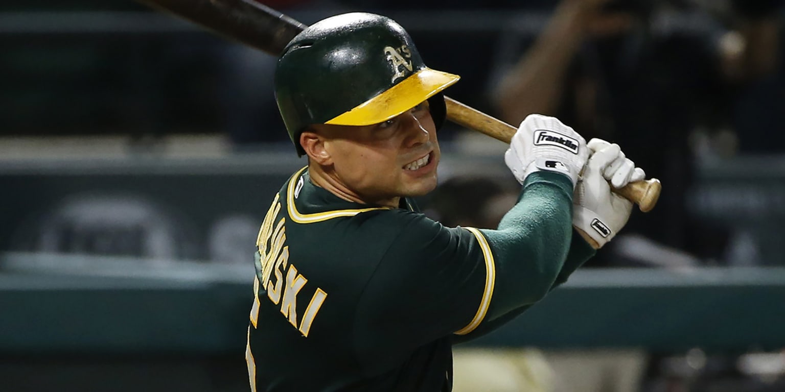 Jake Smolinski, Athletics agree to 1-year deal