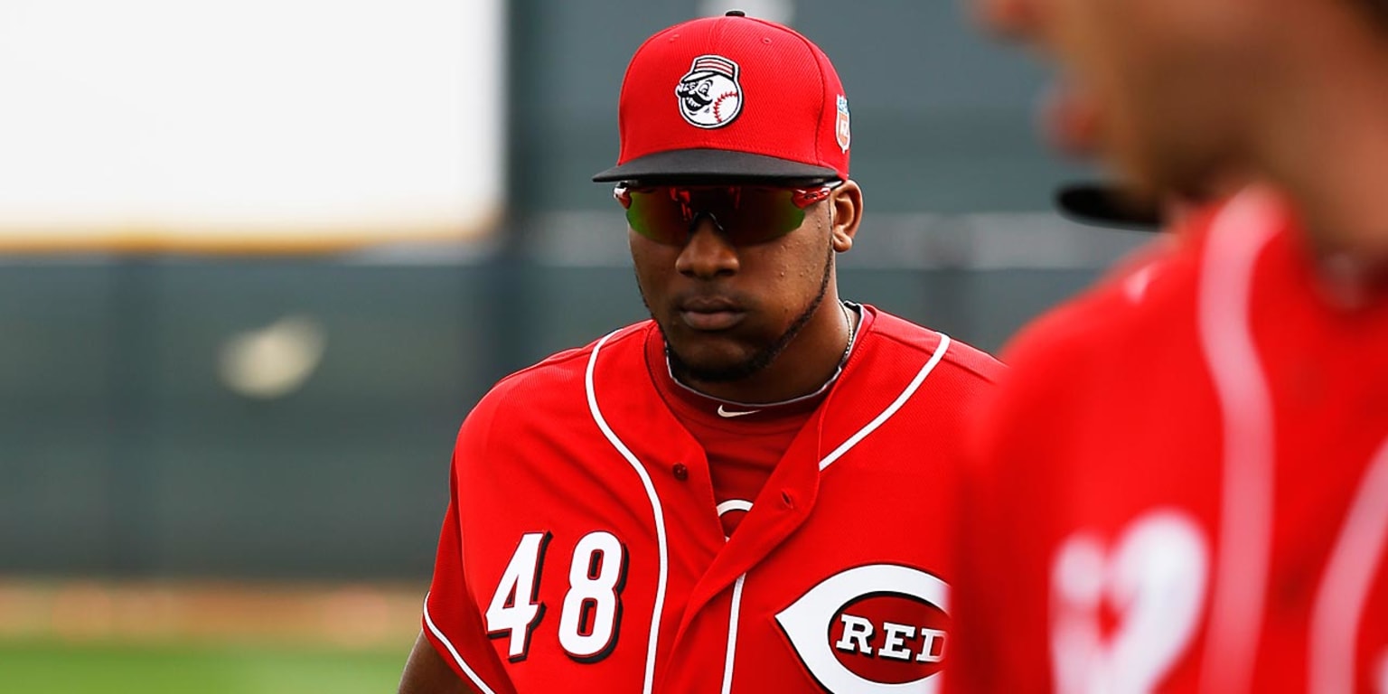 Reds' Keyvius Sampson out with triceps injury
